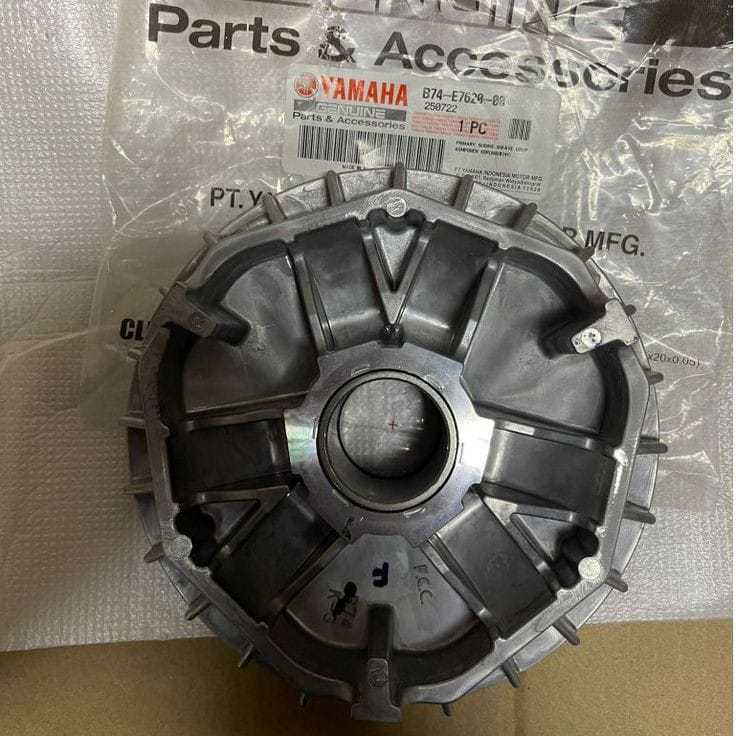 Original Yamaha XMAX Front Pulley Roller Housing B74-E7620-00 | Shopee ...