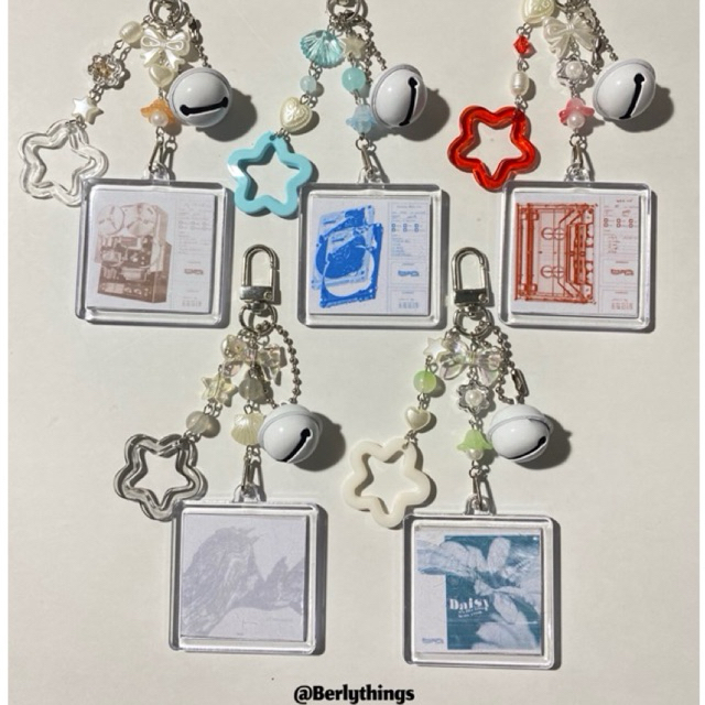 Keychain wave to earth | Shopee Philippines