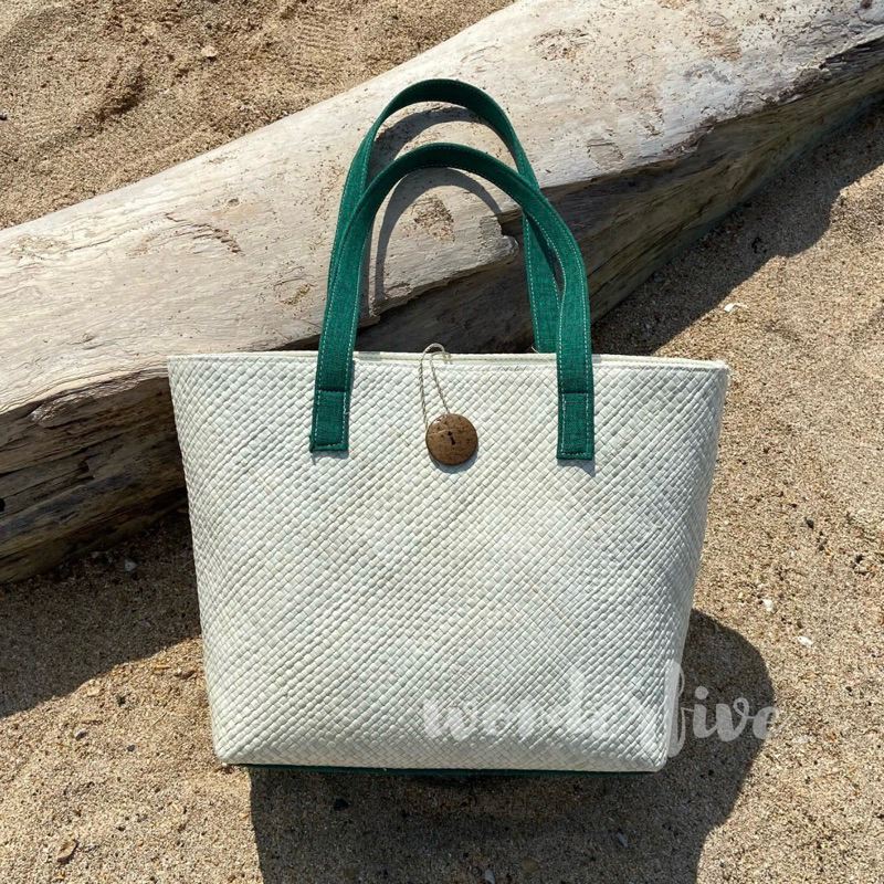 Mendong Pandan Handicraft Woven Bag Natural Kacing Batok Kelapa Handle ...
