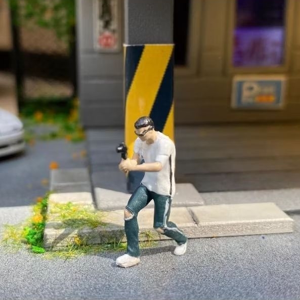 1/64 scale Mini Figure (Model Series) for Dioramas, Architecture ...