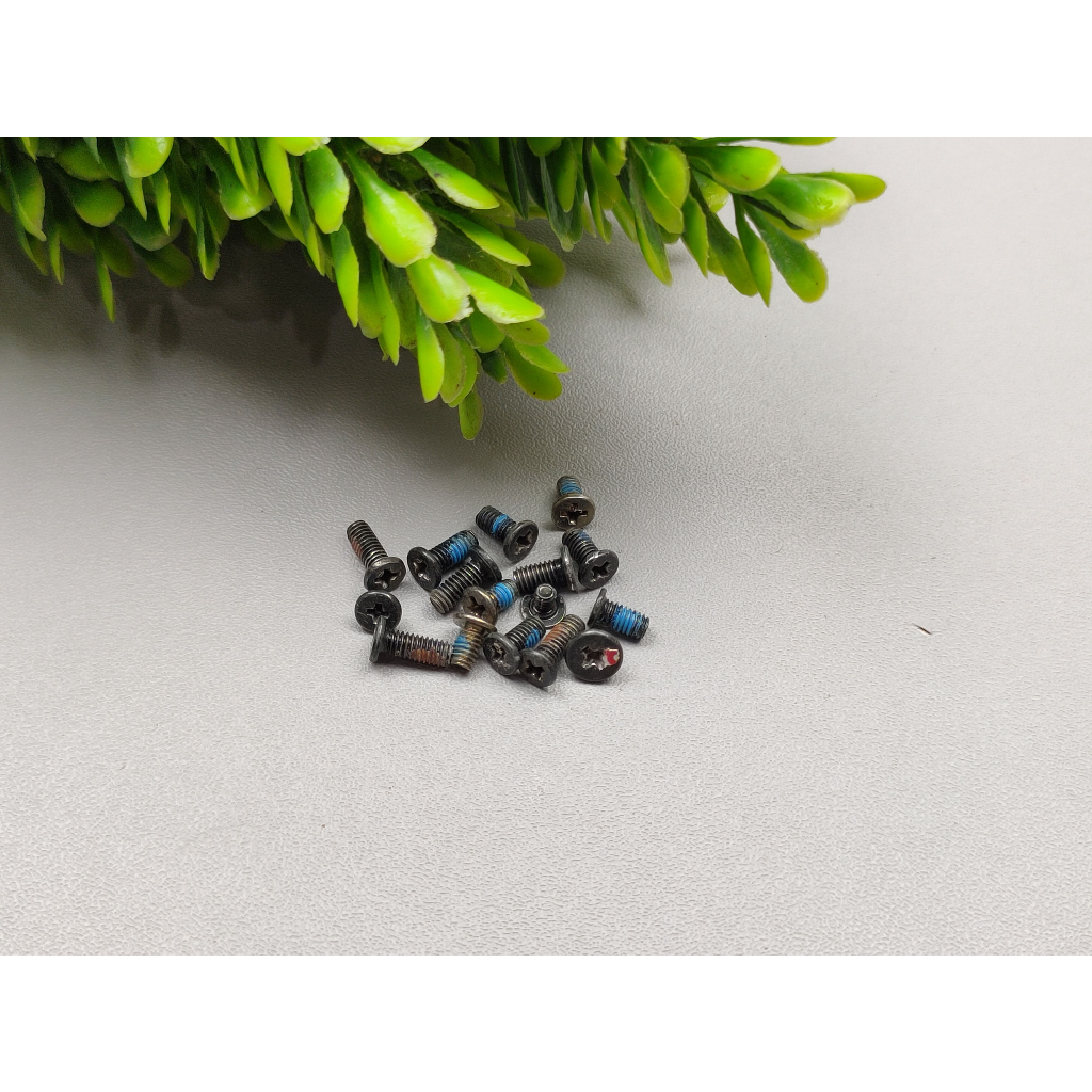 Et52 BOLT-HP-32 BOLT SET ORIGIN HP LAPTOP BASE 14-B009AU BOLT ONLY ...