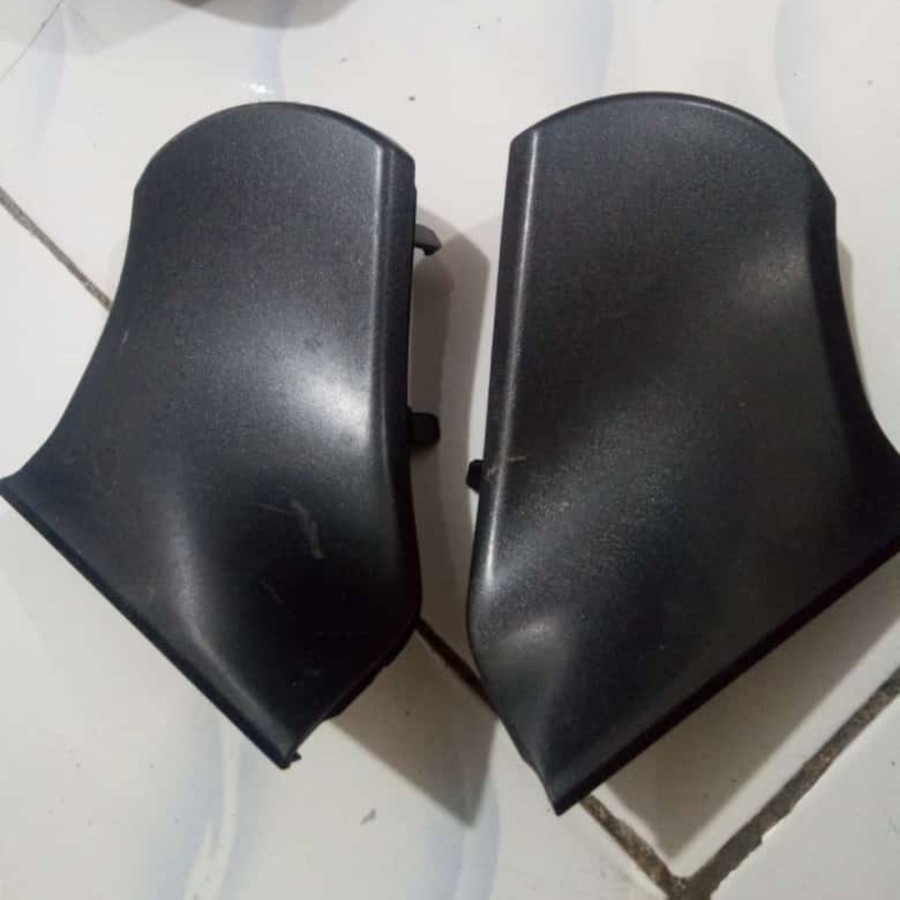 Close the bottom cover of the original innova zenix rear view mirror ...