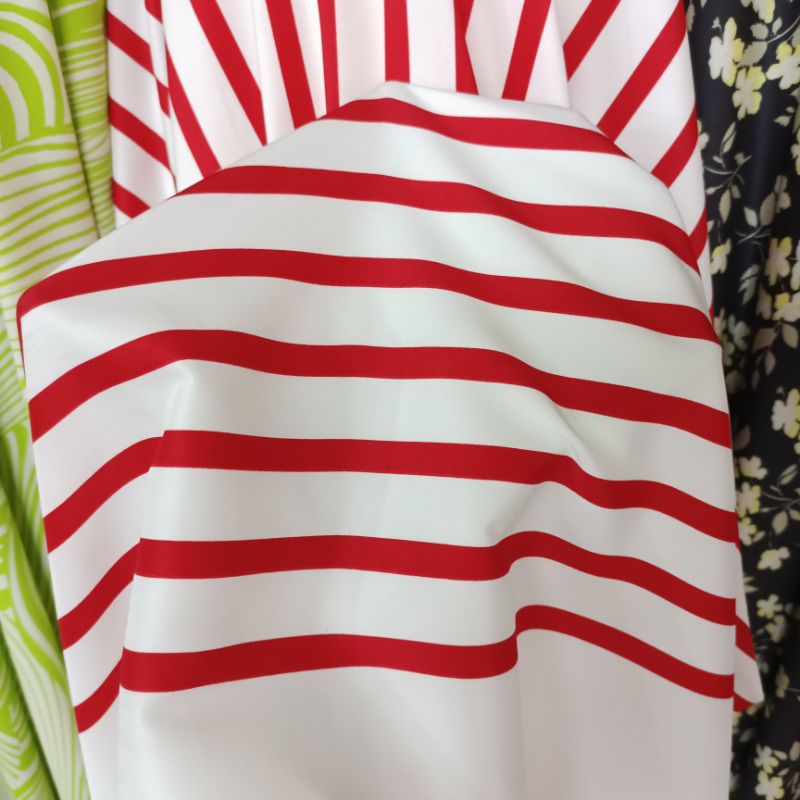 Patterned crepe fabric || Premium crepe fabric by the meter || Lisqie ...