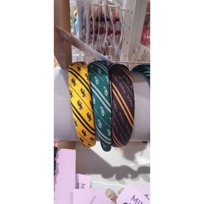 Miniso X HARRY POTTER HEADBAND HAIRBAND HOGWARTS HUFFLEPUFF GRYFFINDOR ...