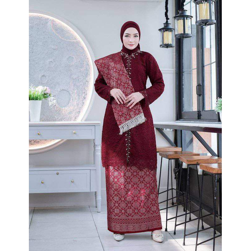 SONGKET WRAPPED SKIRT AND SHAWL SET/SONGKET WRAPPED SKIRT + SONGKET ...