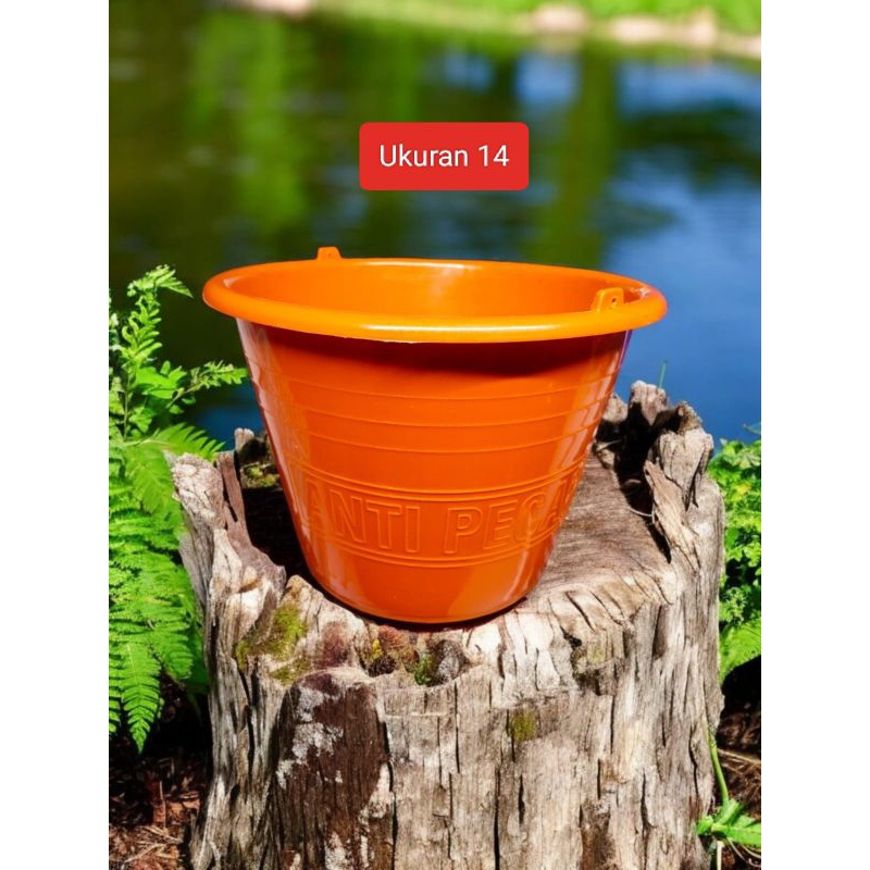 Plastic BUCKETS / CAST BUCKETS / ANTI-SHARP BUCKETS / STRONG BUCKETS ...