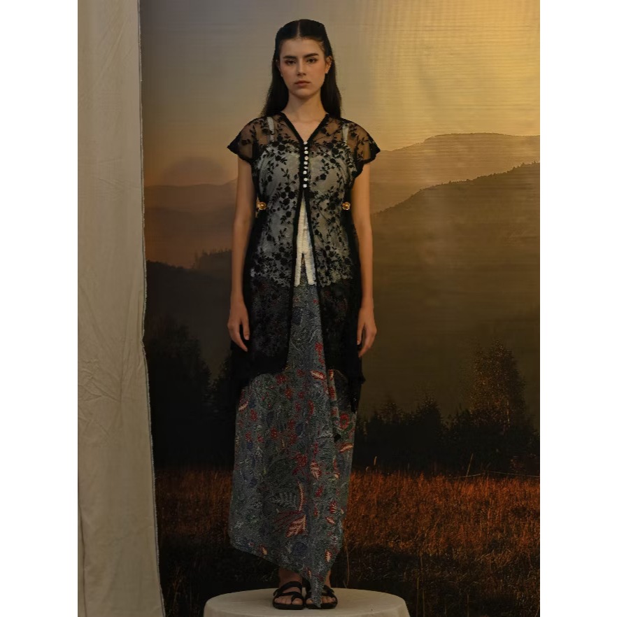 Mera and Jenar - Purnawati Top (NOT inlcude Inner and Skirt) | Shopee ...