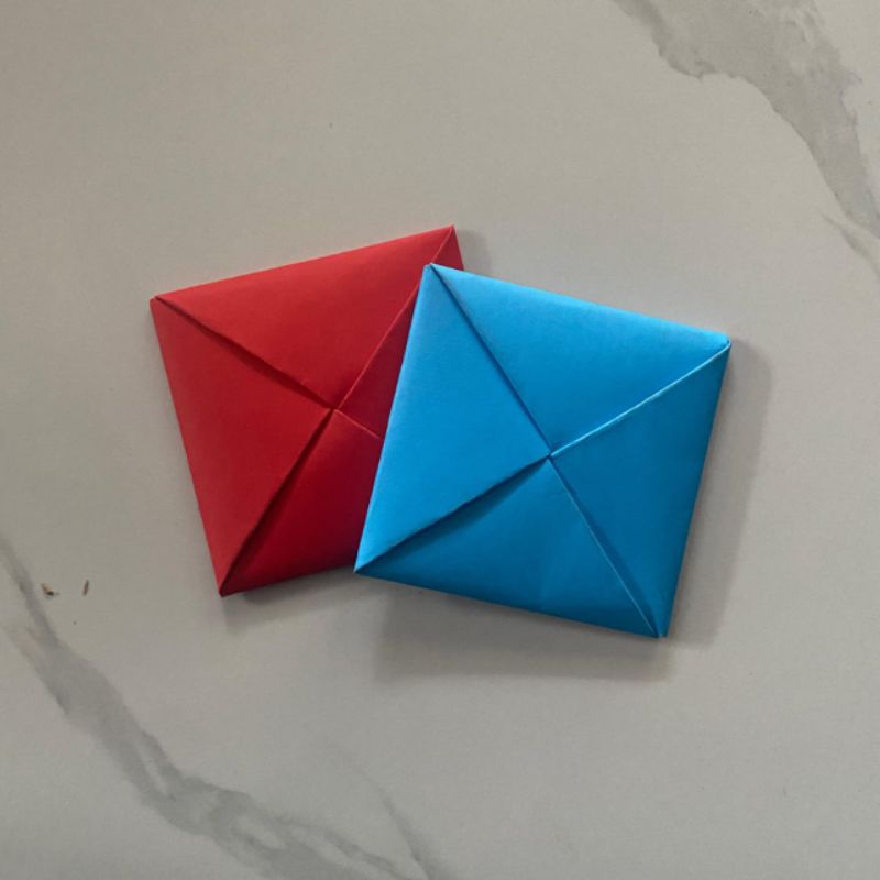 Squid Game ddakji Squid Paper Throwing Game Ojing-eo Geim 오肖어 肖 肖지 Size ...