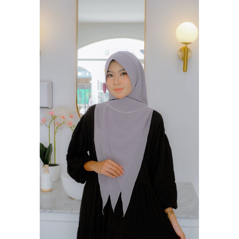 Anindya - Ayyuby Instant Hijab Hazna Mutiara Hodie Softpad Anthem ...