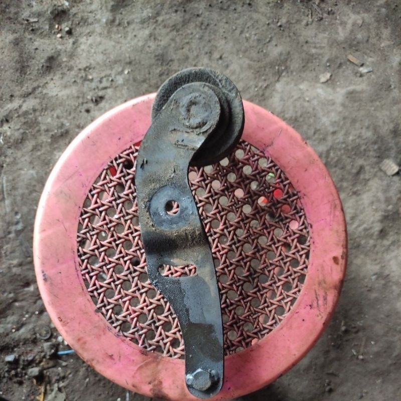 Tension pulley colt diesel FE. radiator Fan Strap Suit | Shopee Philippines