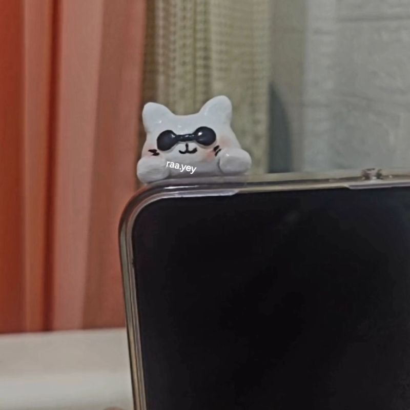 Gojo cat hippers phone | Shopee Philippines