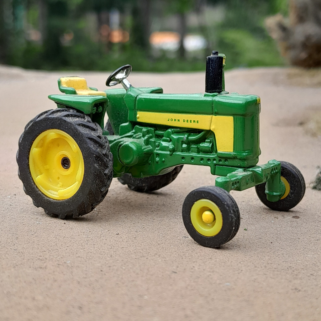 Ertl John Deere Tractor LOOSE JUNK ROSoK | Shopee Philippines