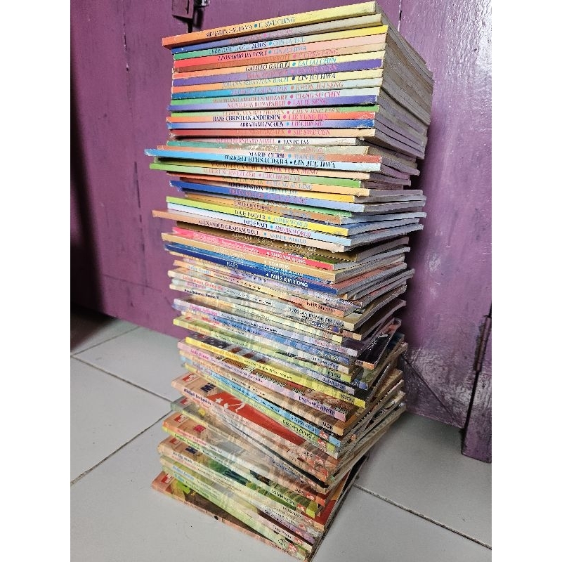 ELEX MEDIA KOMPUTINDO WORLD FIGURE SERIES COMIC | Shopee Philippines