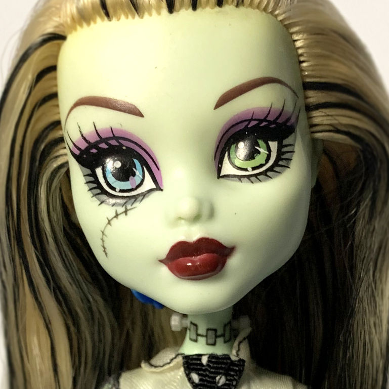 Monster High G1 Frankie Stein Basic Core | Shopee Philippines