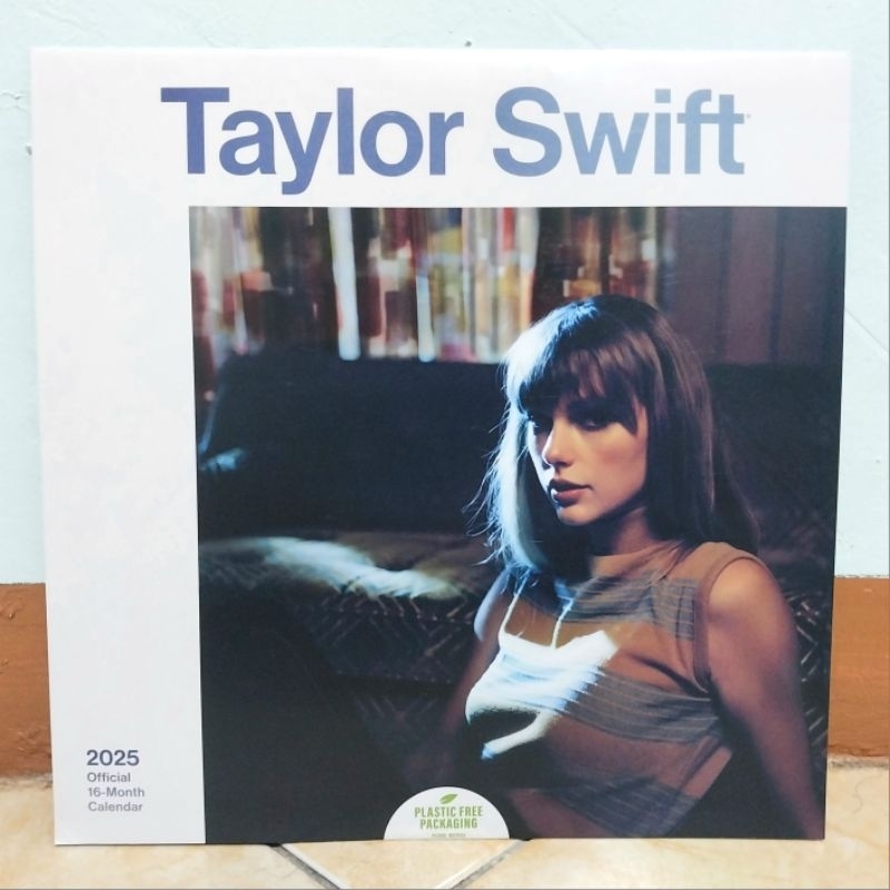 Taylor Swift 16 Month Calendar 2025 Midnights Official Merch Imported ...