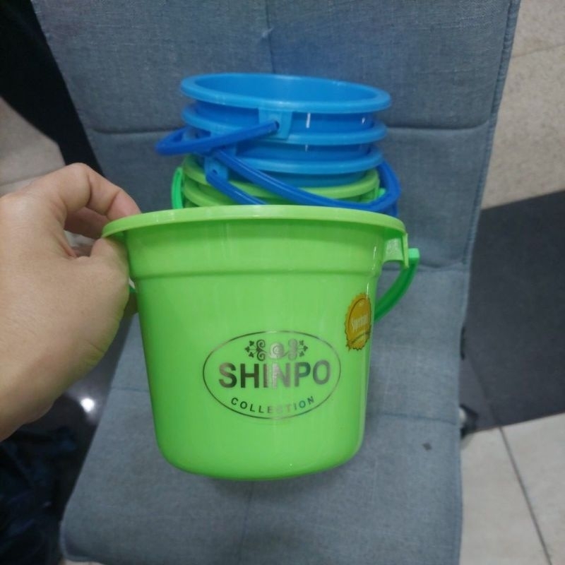 Shinpo SIP 105 (1.5 Liter) Mini Bucket / Shinpo 1/2 Gallon Bucket ...