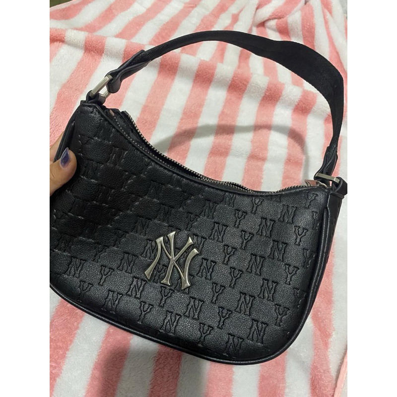 Mlb HOBO MONOGRAM BLACK original auth 100% (preloved) | Shopee Philippines