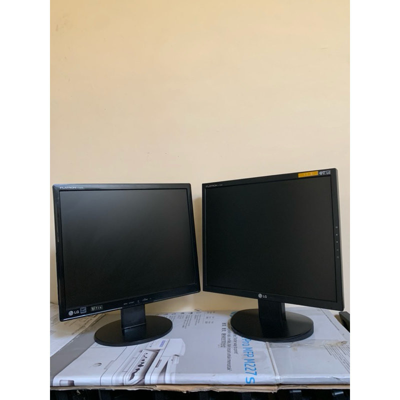 Lg 17-inch monitor Box Normal Condition Jaya | Shopee Philippines