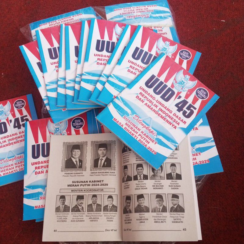 60 pieces of the latest edition of the UUD 45 book (1kg) | Shopee ...