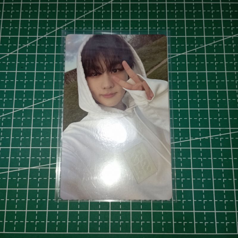 Official RARE HD Photocard PC Jungwon Hoodie, Haerin Jersey Bag, Hanni ...
