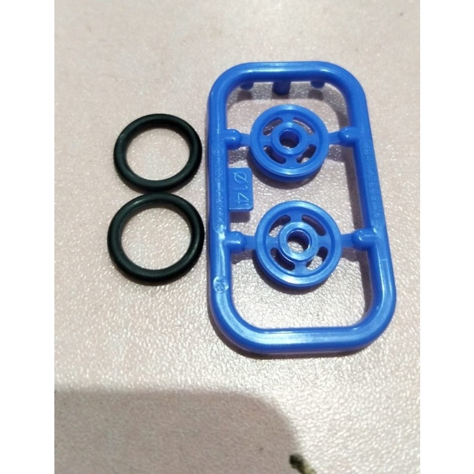 Tamiya roller 14mm plastic + original blue rubber | Shopee Philippines