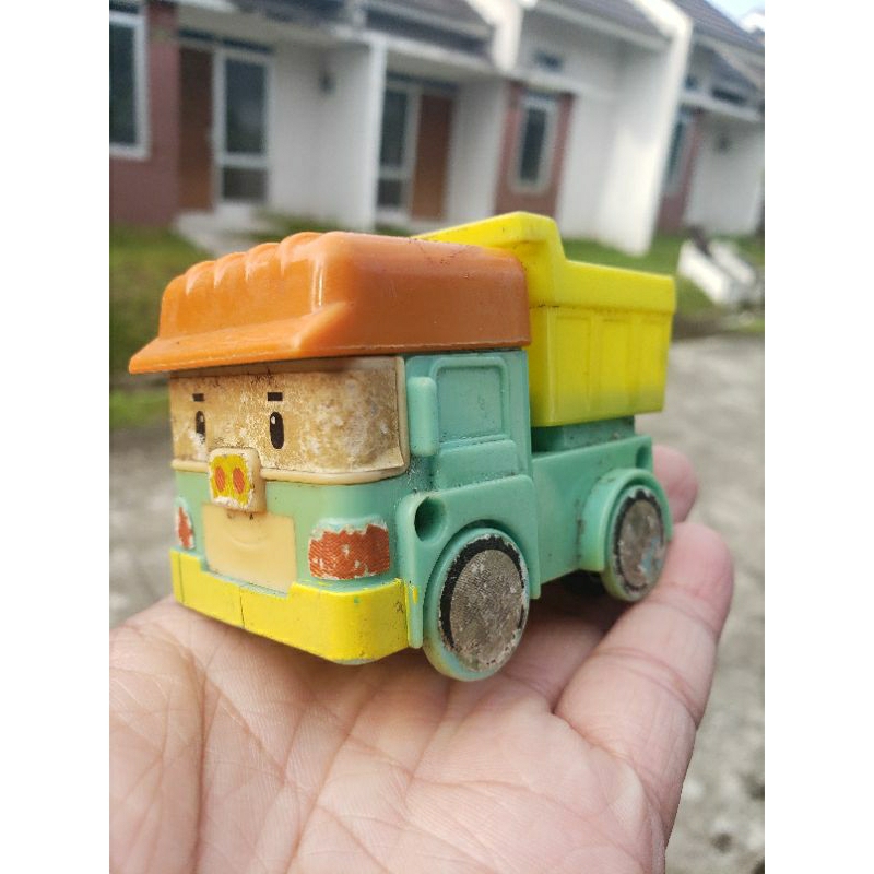 Diecast DIE CAST SELLING TOY CAR CARS ROBOCAR POLY POLI TRUCK DUMPO ...