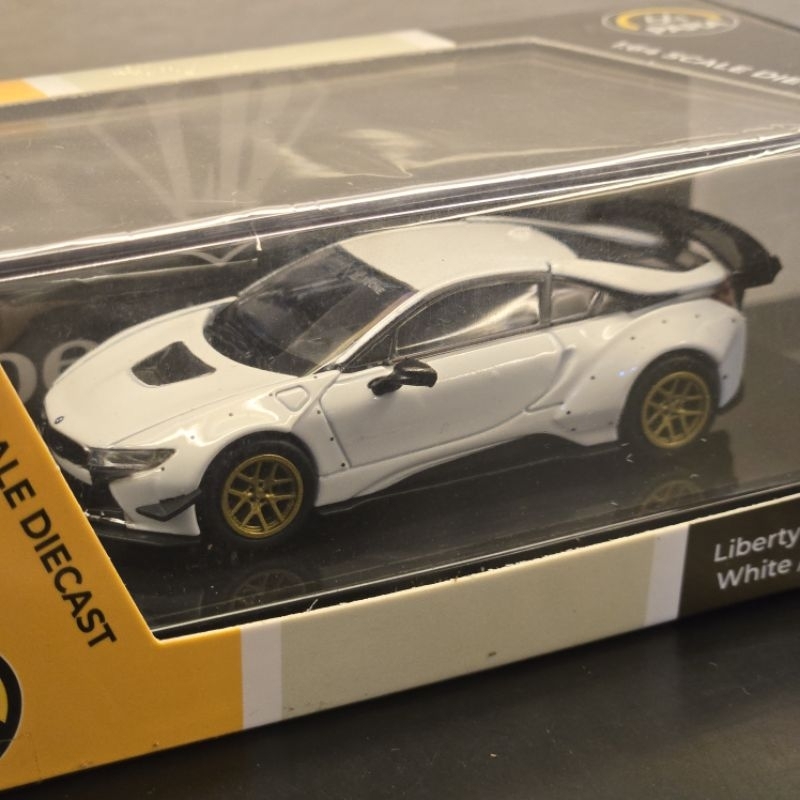 Para64 1/64 Liberty Walk BMW i8 White /Gold Wheels | Shopee Philippines