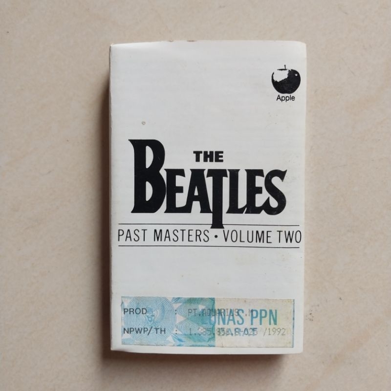 CASSETTE THE BEATLES ALBUM PAST MASTERS VOLUME TWO | Shopee Philippines