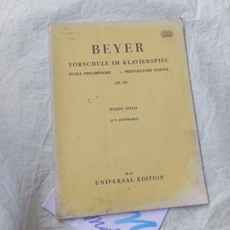 Learning book to play classical piano BEYER VORSCHULE IM KLAVIERSPIEL ...