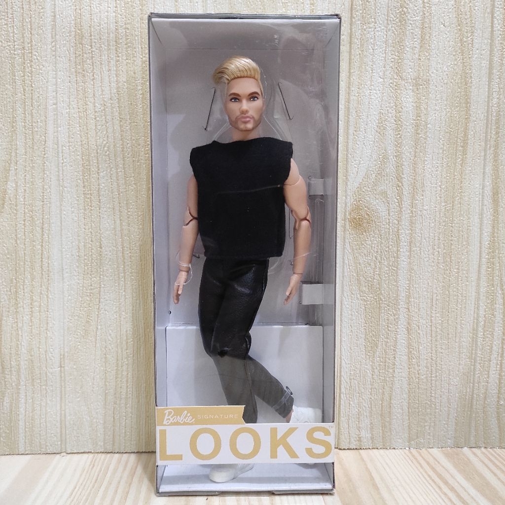 Barbie Signature Looks Ken Model 5 Doll (Blonde With Facial Hair ...