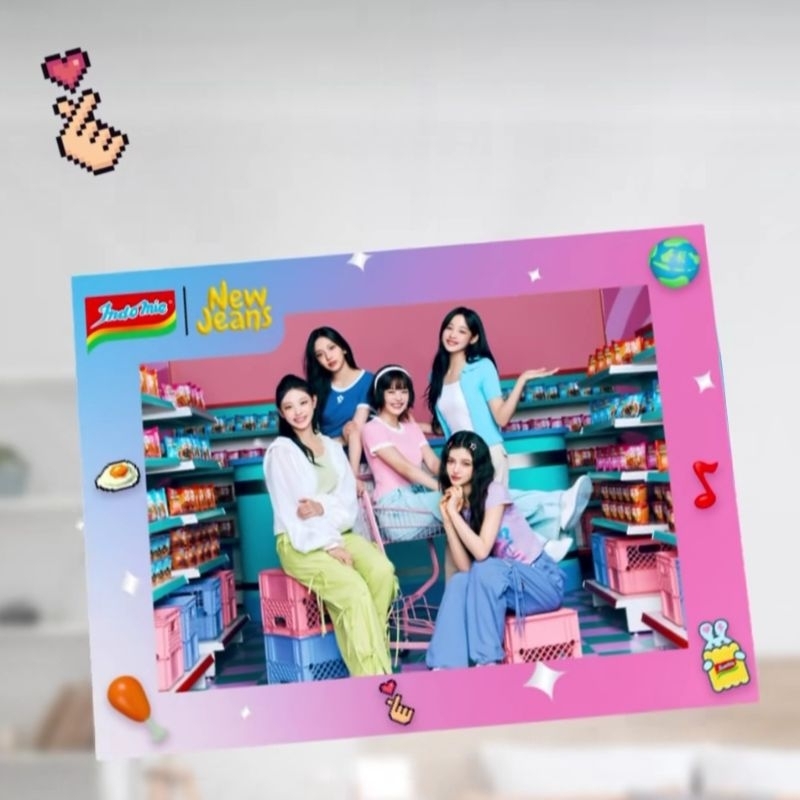 Indomie X New Jeans Exclusive Postcard With Frame OhMyGood! Indomie X NewJeans Collabs Photocard ...