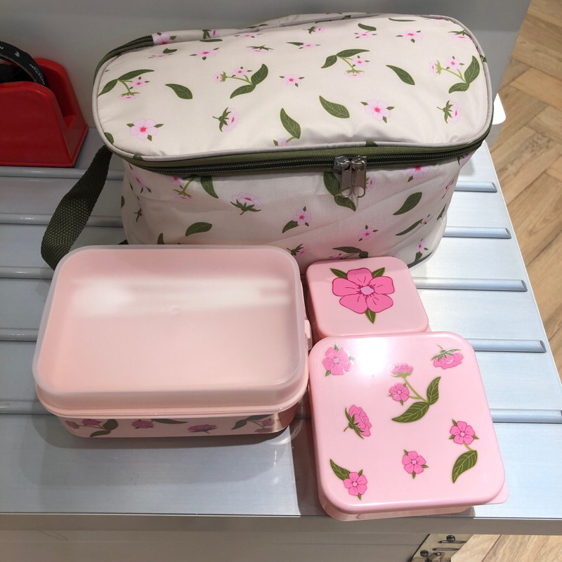 [JASTIP Flying TIGER] Complete Pink Floral Motif Dinnerware and Cooler ...