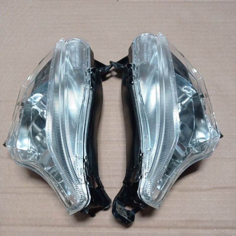 Original Honda Supra X 125 front turn signal lights can be ordered ...