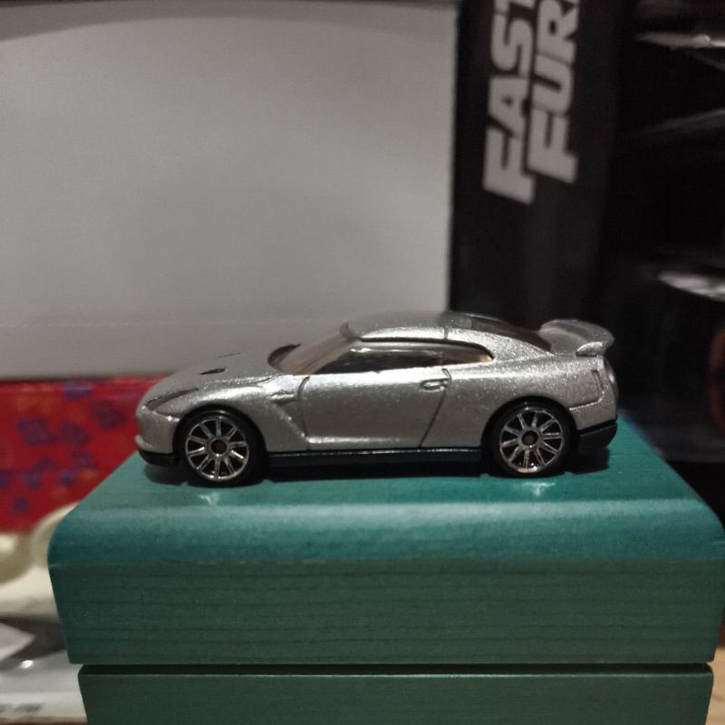 Hot Wheels Nissan GTR R35 2009 New Models Silver First Edition | Shopee Philippines
