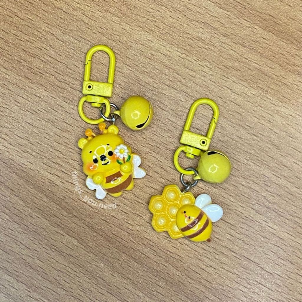GANTUNGAN Bee Honeycomb Keychain | Honey Bee Keychain | Yellow Yellow ...