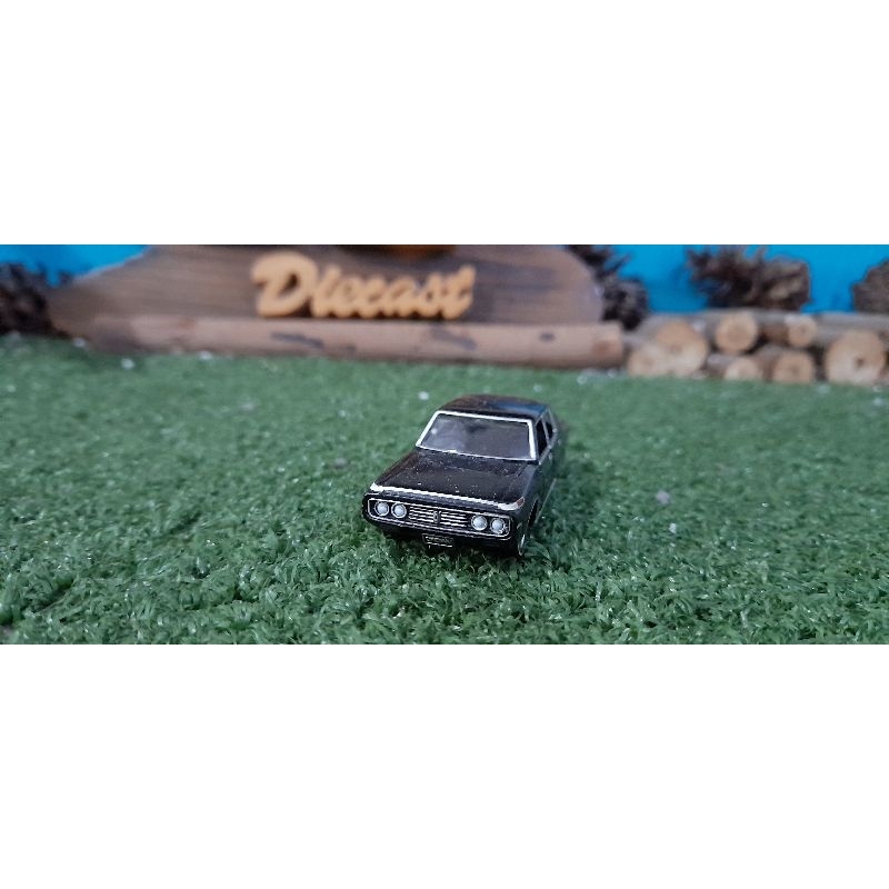 Diecast Miniature Toyota Crown Lele 1:64 scale | Shopee Philippines