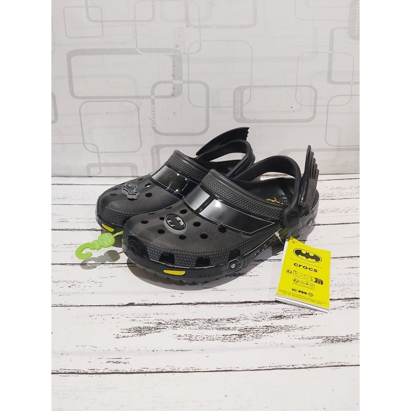 CROCS X BATMAN/BOYS SANDALS/MEN'S SANDALS/BOYS BATMAN/CROCS SANDALS ...