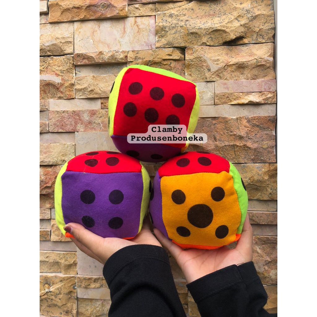 Flannel Dice | Jumbo Snake and Ladder Dice | Pillow dice measuring ...