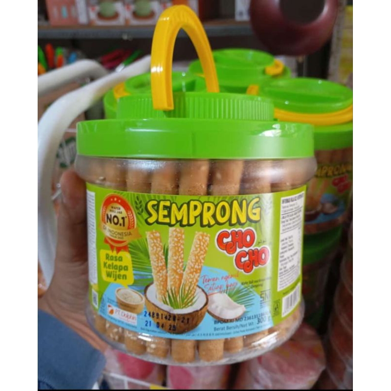 Cho cho wafer roll semprong coconut sesame 300gr jar packaging hamper ...
