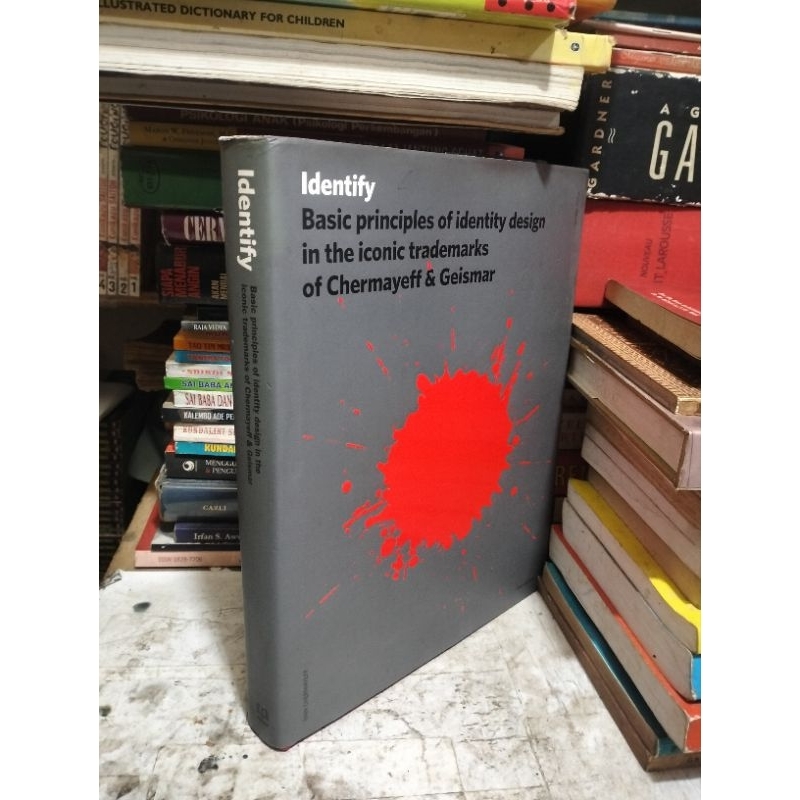 Imported Graphic Design Book INNOVA Basic Principles of Identity Design ...