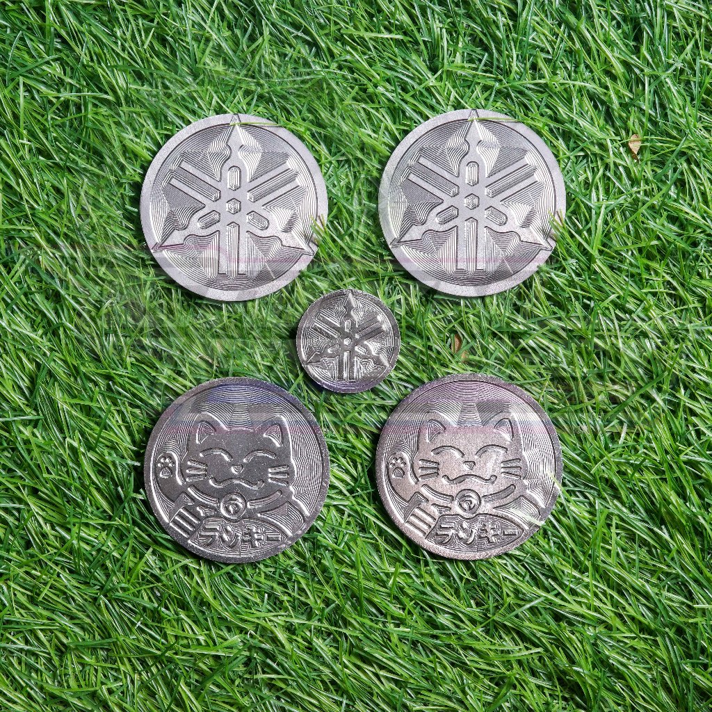 Yamaha Cat NMax Xmax Aerox Logo Emblem Set Silver Titanium Side Body ...