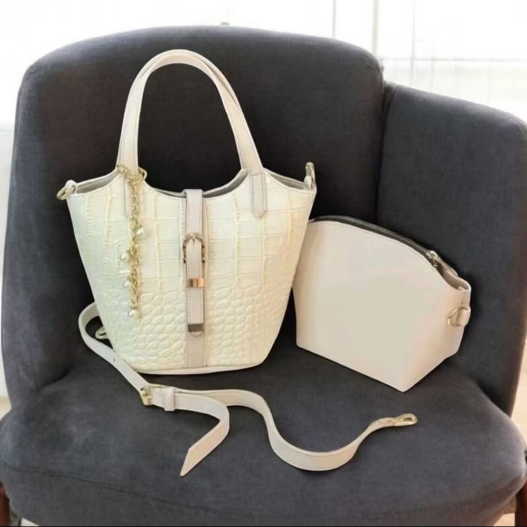 NIKITA - the latest viral women's bag / Top handle bag (JENNY) | Shopee ...