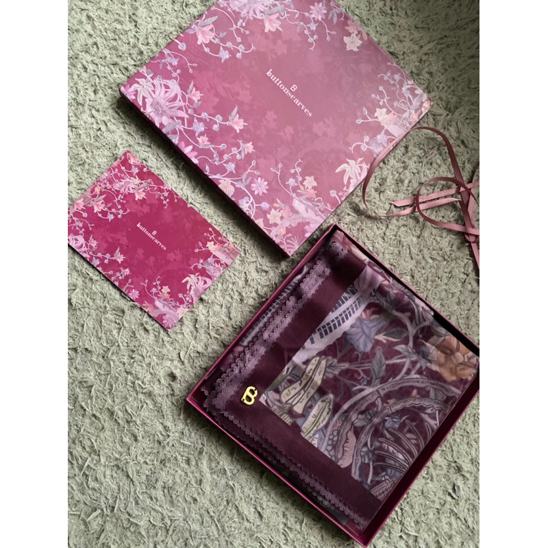 Buttonscarves - Dubai Voile Square - Magenta | Shopee Philippines