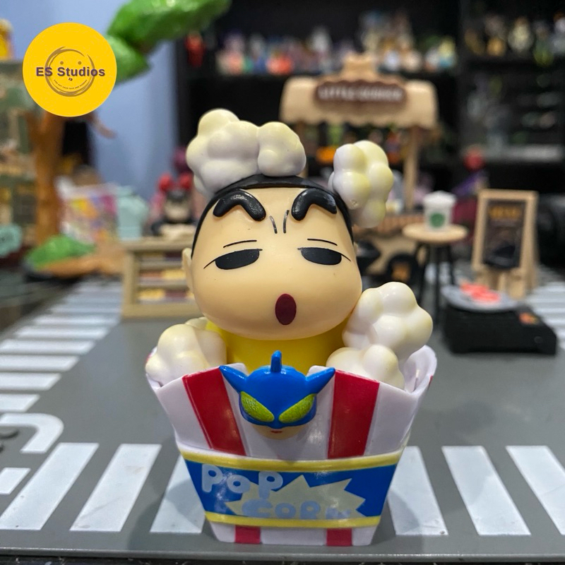 Shincan Figure with Snack Ice Cream Cupcake Popcorn Shinchan | Shopee ...