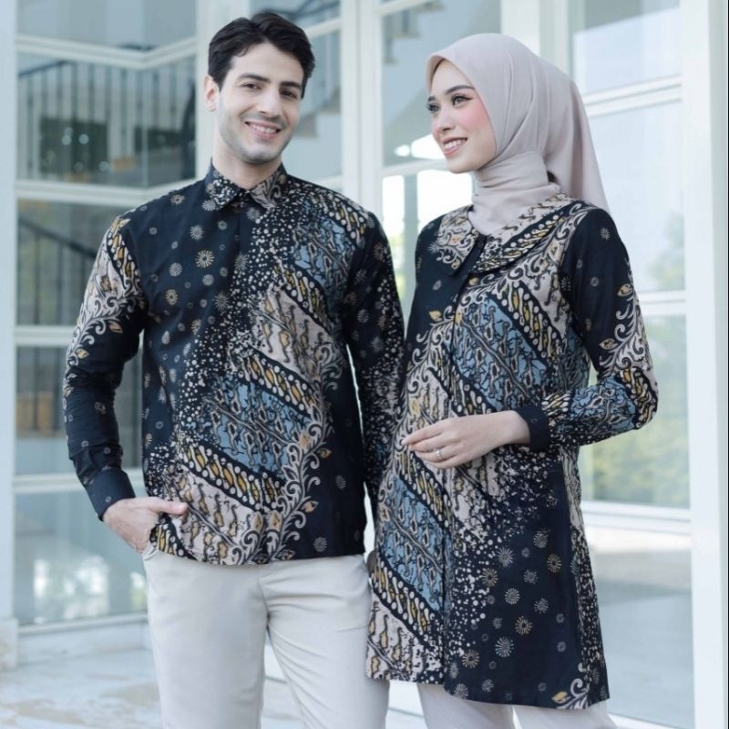 Modern men's and women's Batik suits | Men's and women's batik suits ...