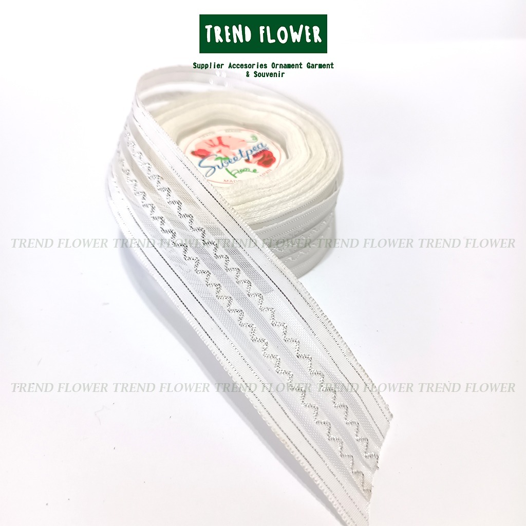 Indian Lace PER ROLL Premium Zig-Zag Motif White - Elegant Accents for ...