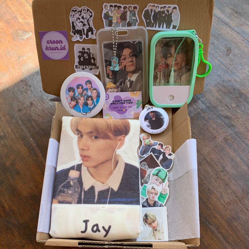 [SEND IMMEDIATELY] HAMPERS GIFT BOX TOTEBAG ENHYPEN JAY JAKE JUNGWOON ...