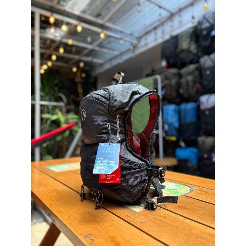 MONTE EQUIPMENT SPEED TRAIL 12L - Running Packs Backpack Hydropack ...