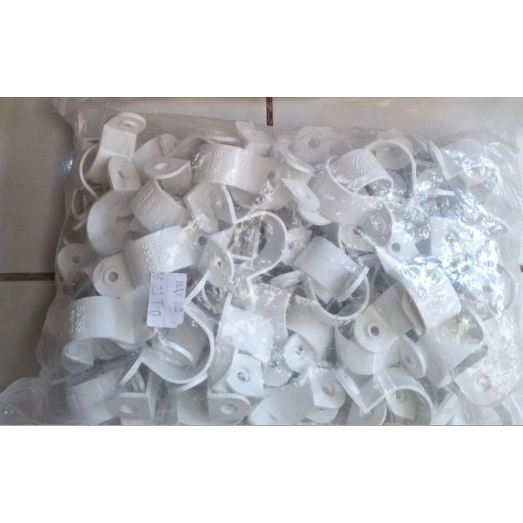 25mm conduit pipe clamp, boss brand, white color | Shopee Philippines