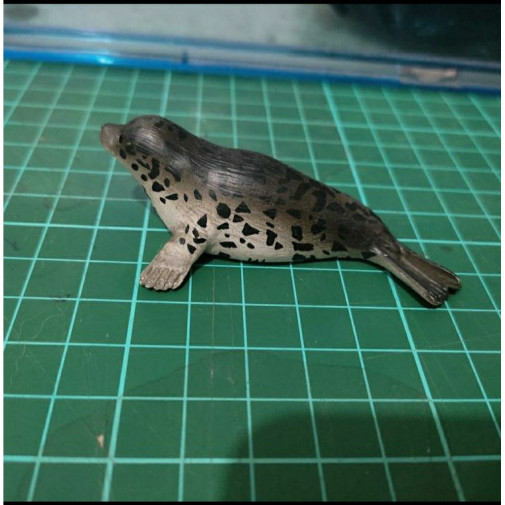 Eikoh Miniature Planet - Spotted Seal | Shopee Philippines